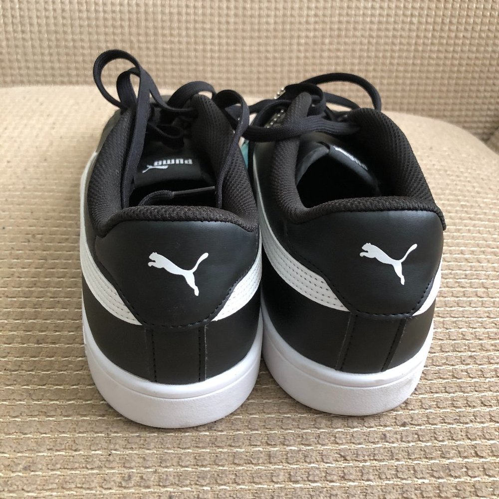 Puma Men's Classic Soft Foam Optimal Comfort Sneakers - Gem